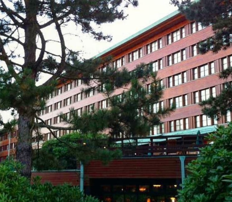 Disney's Sequoia Lodge - We are Guests