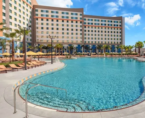 Universal's Dockside Inn and Suites - We are Guests